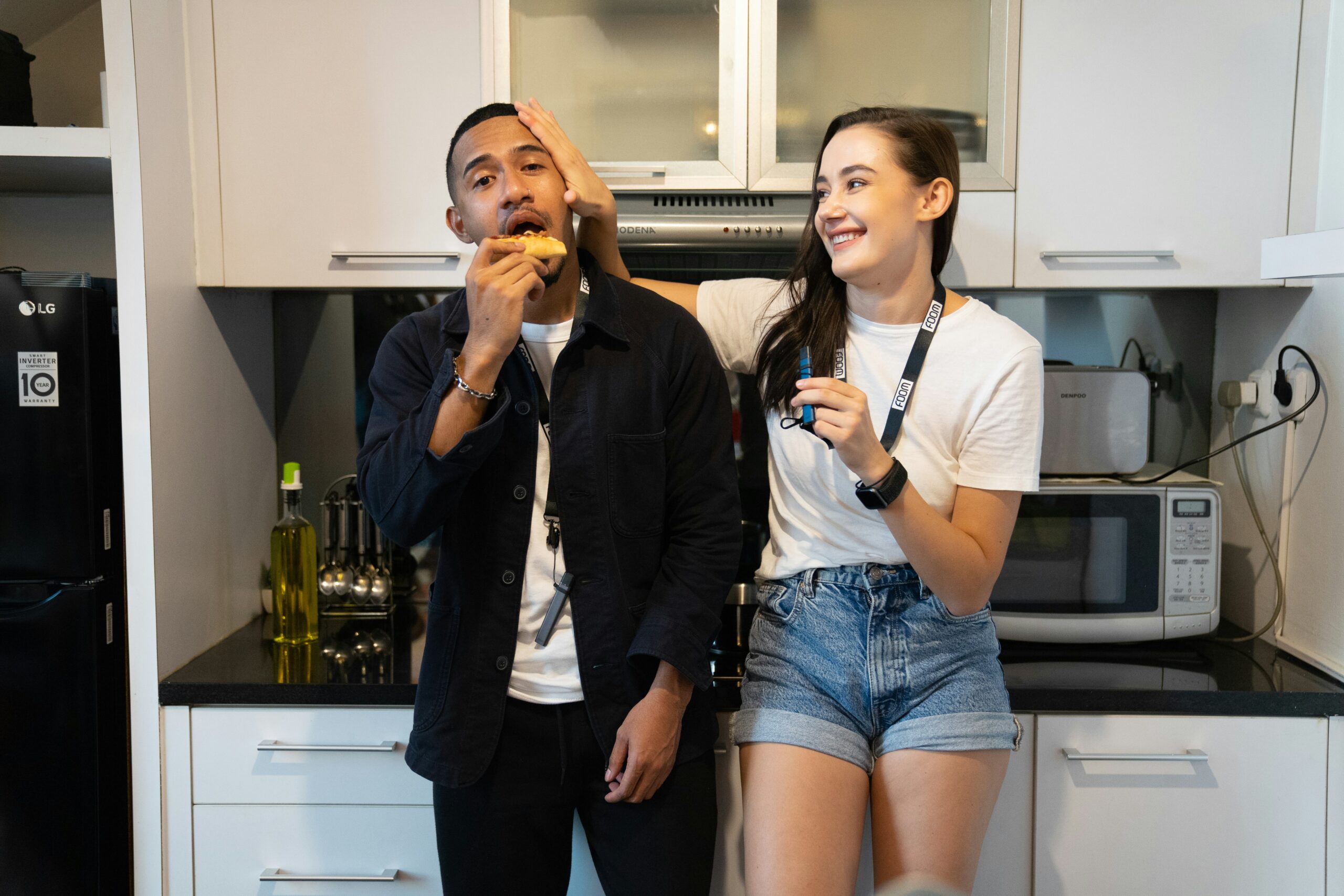 Does a Friends with Benefits Relationship Actually Work? Pros and Cons ...